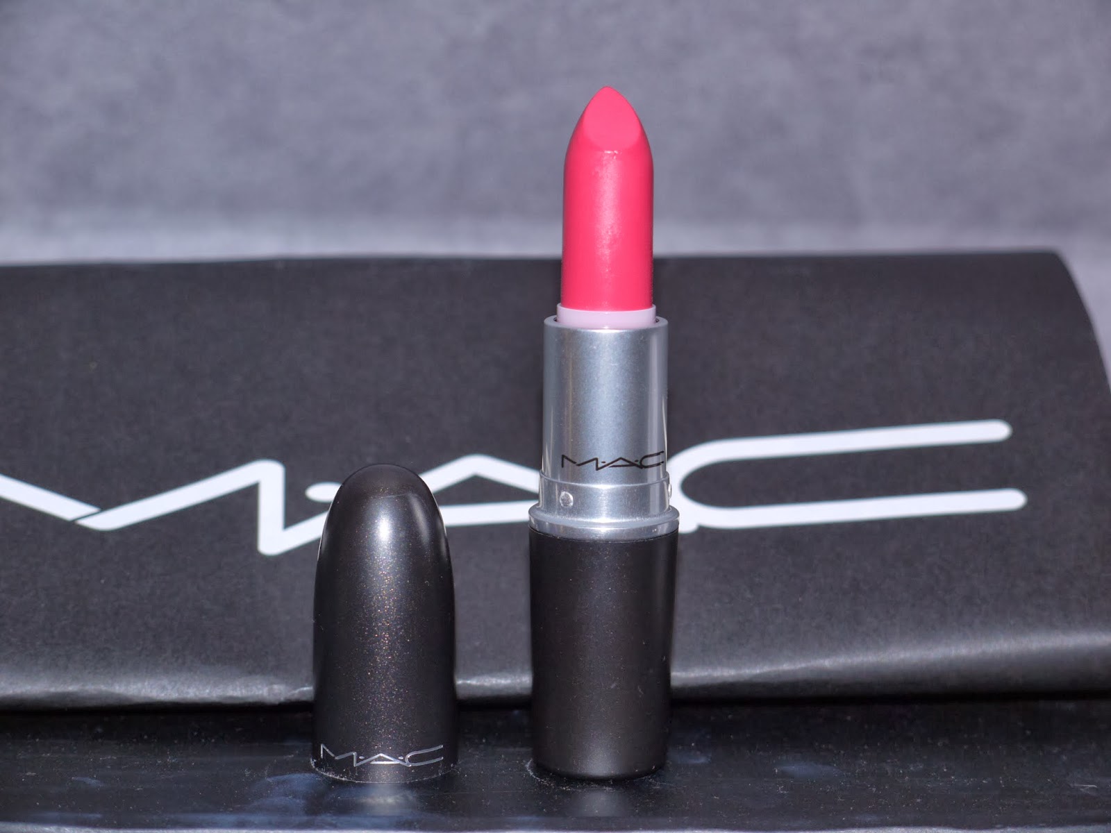 Mon Dressing Make Up: MAC : rouge à lèvres "Lustering"