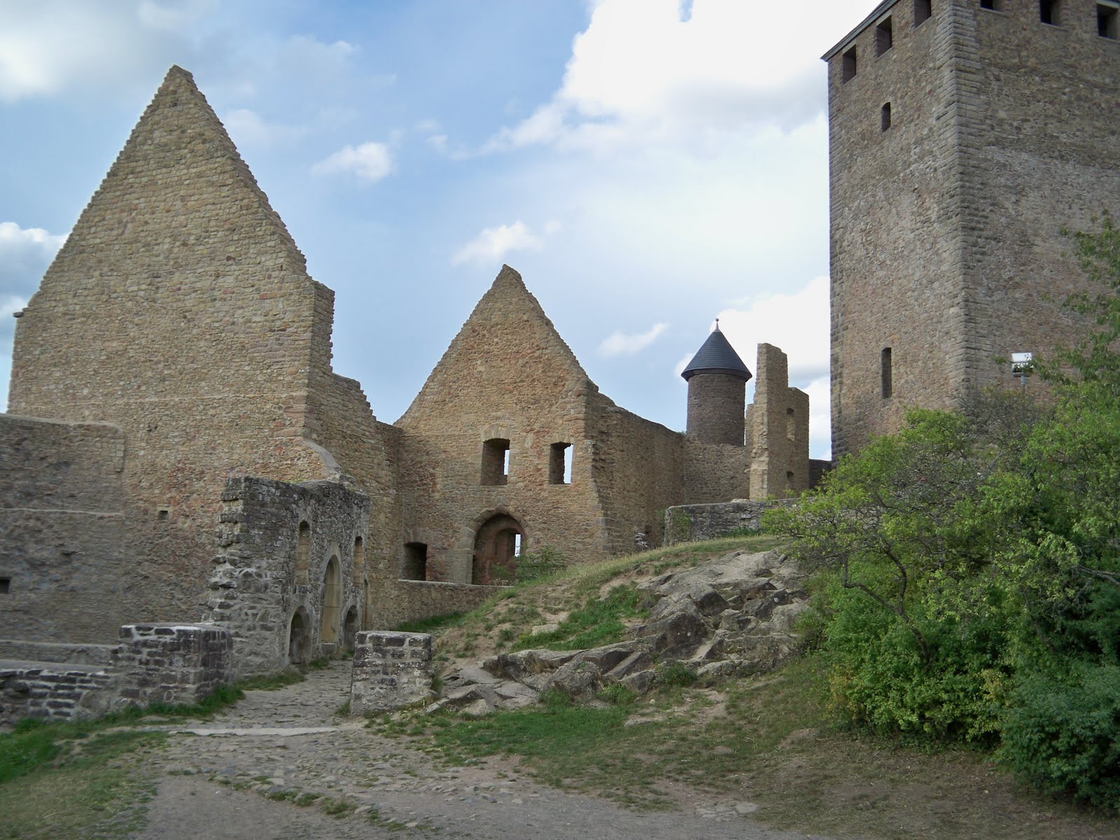 Goofy in Germany: Our Vist to Kusel GE Burg Lightenberg Castle 9 Jul 2011