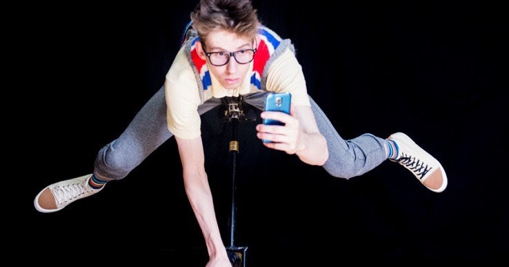 LucyLovesCircus: Chapter 204: Sam Goodburn is Dumbstruck