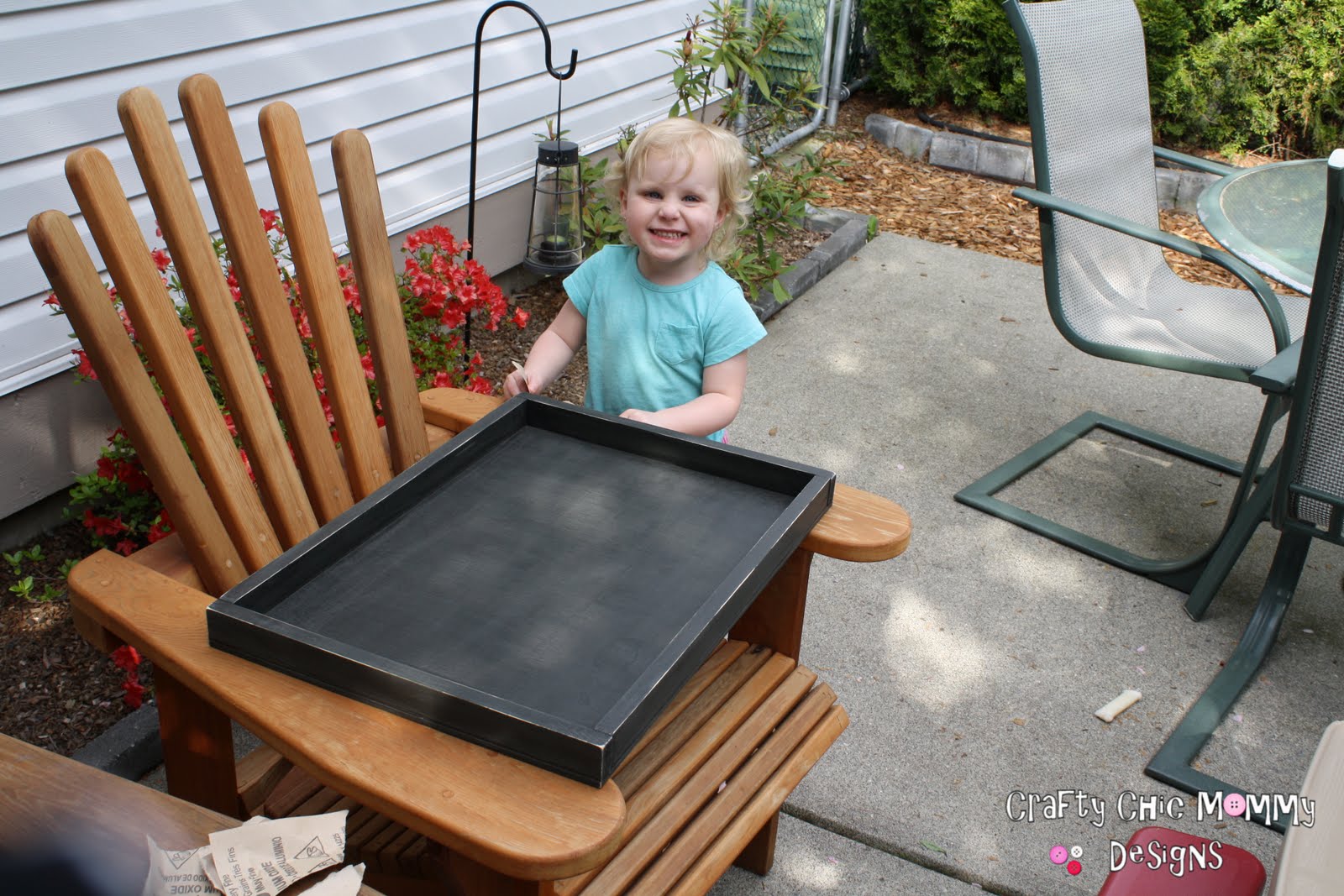 Crafty Chic Mommy: DIY COFFEE TABLE TRAY