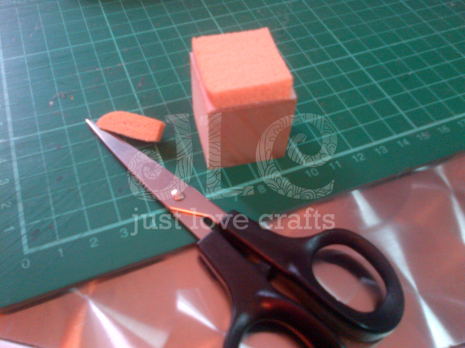 Just Love Crafts: Make you own Ink Blending Tool Tutorial!!