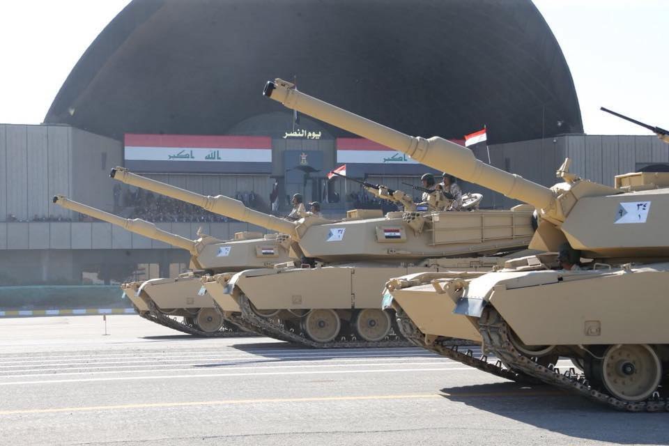 Historia y tecnología militar: Defile en Irak para celebrar la derrota ...