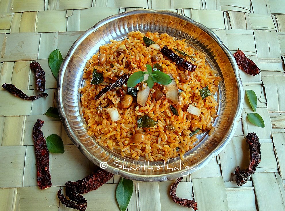 Shanthi Krishnakumar's cook book: MELKOTE PULIYOGARE / MELUKOTE ...