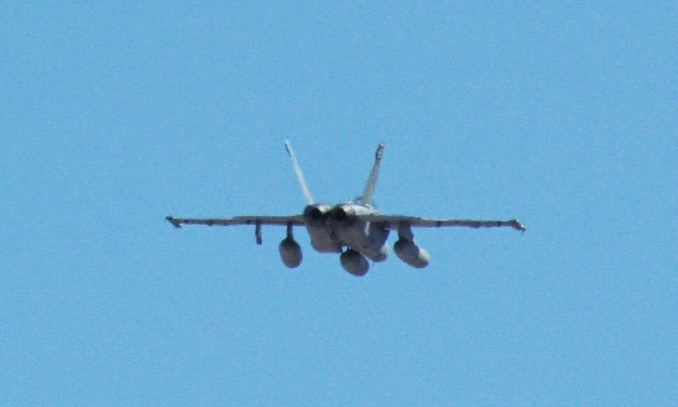 Central Queensland Plane Spotting: RAAF Boeing F/A-18F Super Hornet A44-221 Spotted Overhead ...