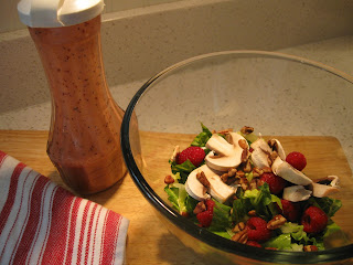 Just Cooking!: Raspberry Pecan Summer Salad