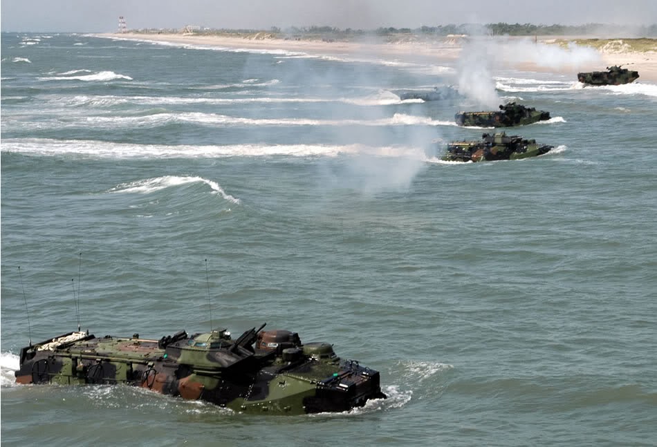 Operações Militares: Operações Anfíbias