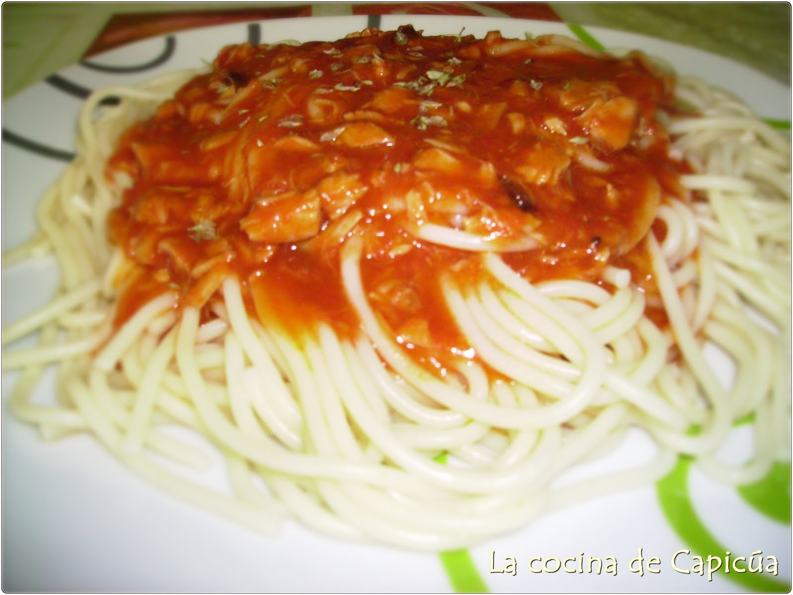 LA COCINA CASERA DE CAPICÚA...y algo más.: SPAGUETTI CON SALSA DE ...
