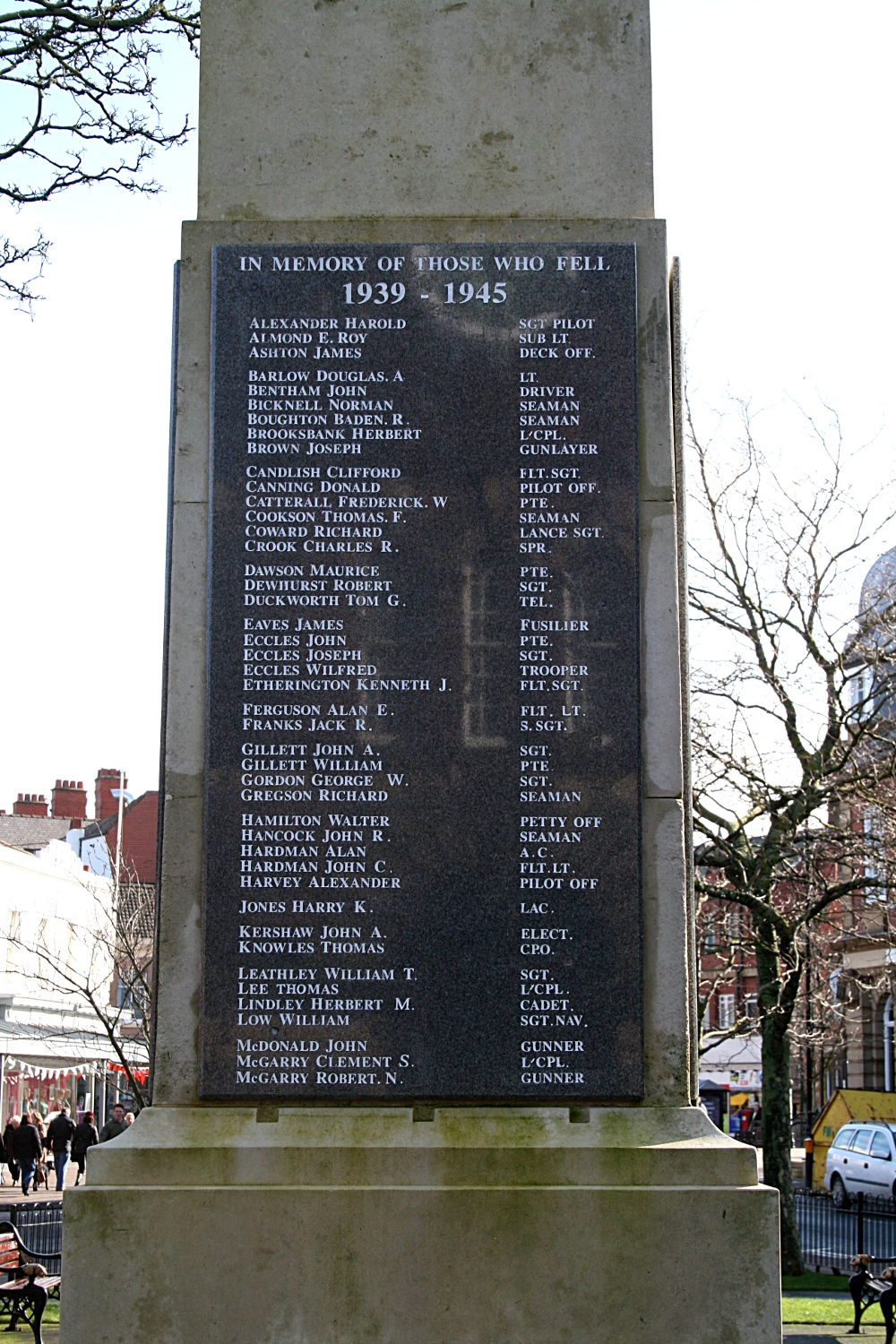 Memorials: Lytham War Memorial