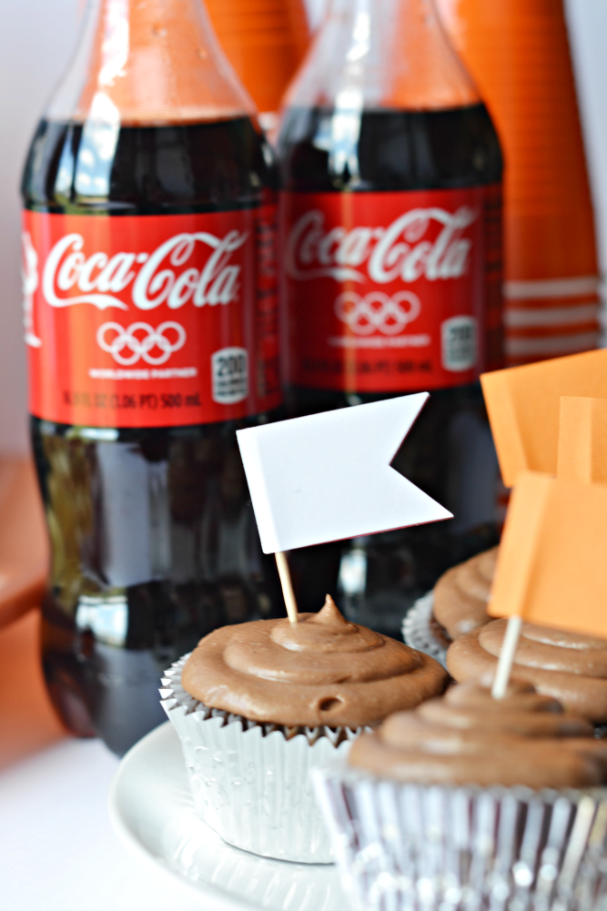The Life of Jennifer Dawn: Coca-Cola Cupcakes