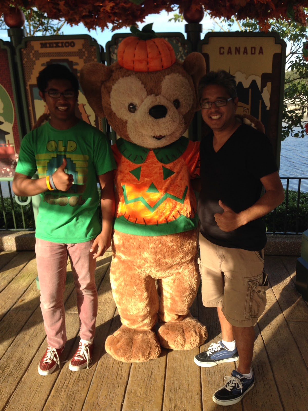Sorcerer Lito's Ultimate Disney Blog: Duffy the Disney Bear