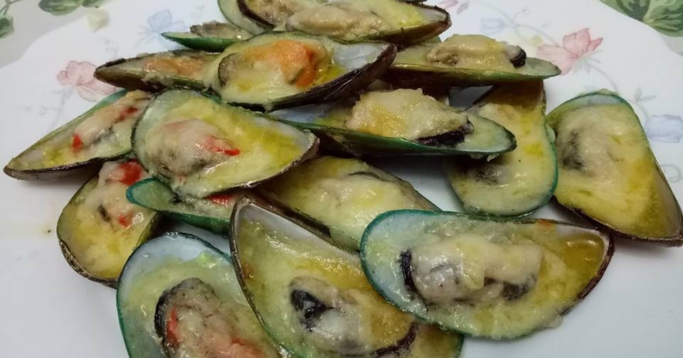 Lia's Food Journey: Very Easy Baked Tahong