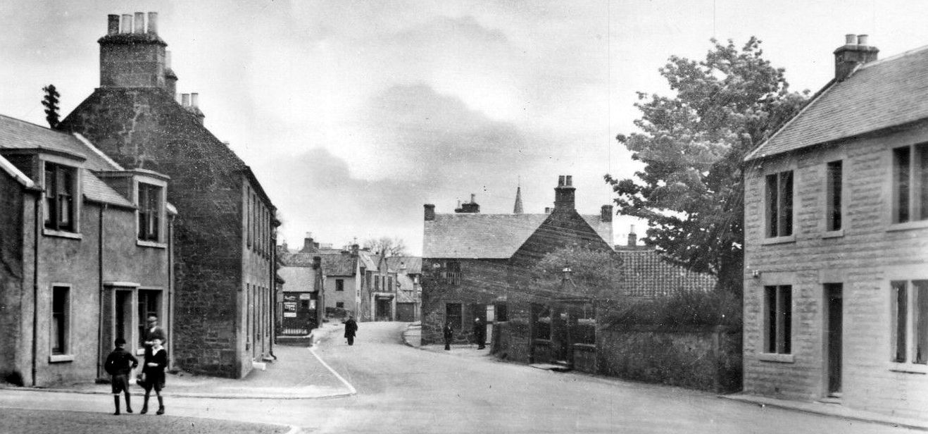 Tour Scotland: Old Photograph High Street Strathmiglo Fife Scotland