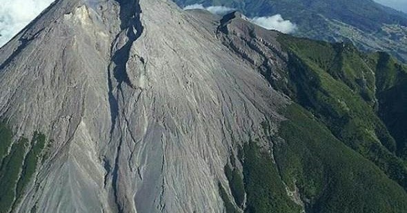 Paket Pendakian Merbabu, 100 Orang Pendaki Pun Kami Siap :)