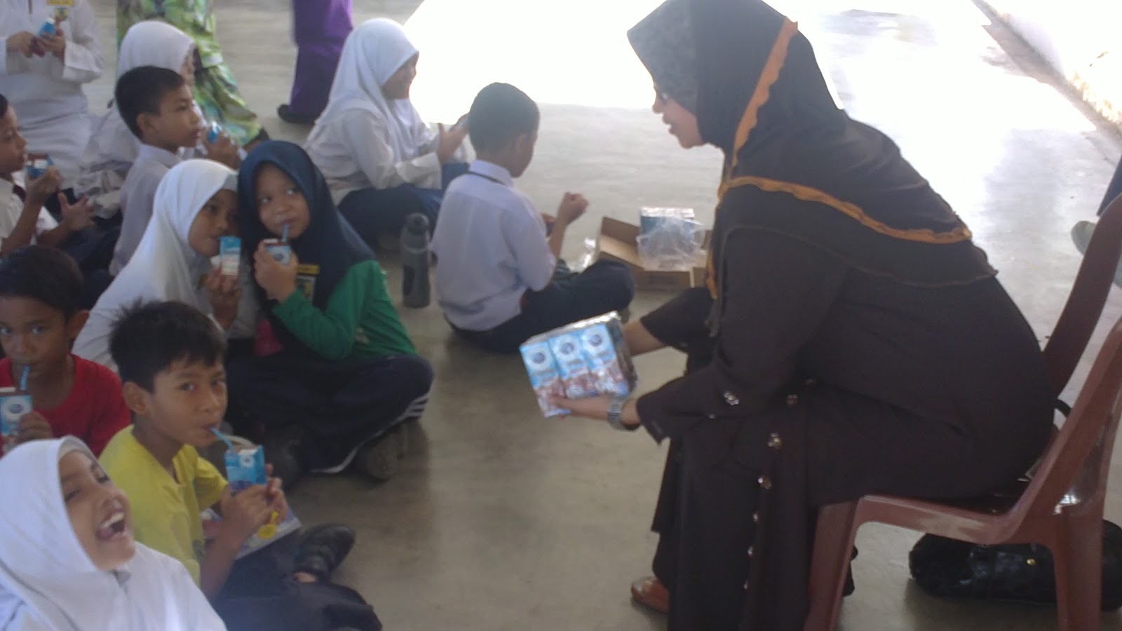 SK ANTARA GAPI: Program Susu Sekolah 1 Malaysia