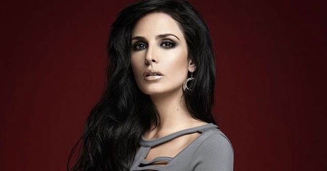 Comentarios Sin Límites: Emmanuel - Bella Señora