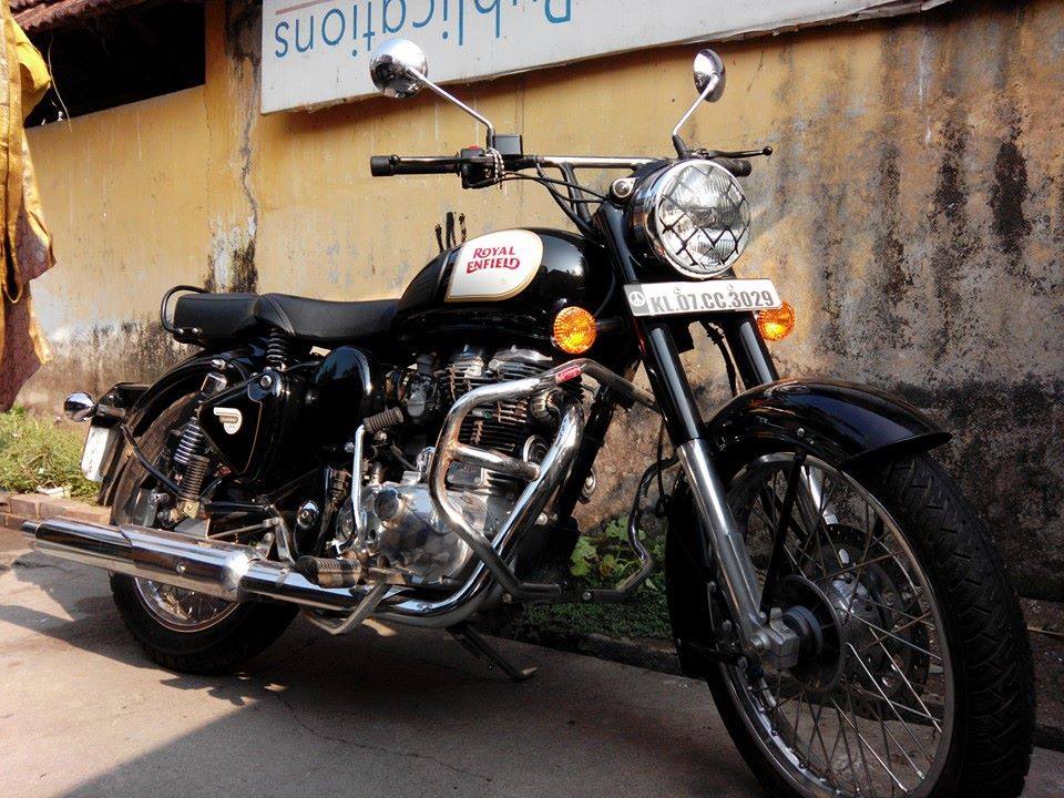 Bike WallPapers: Royal Enfield Bullet Bike Wallpapers