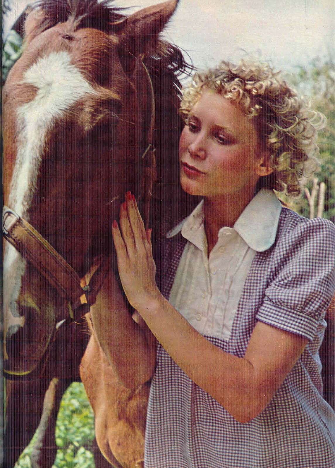 gold country girls: Models From The 70's - Betsy Cameron