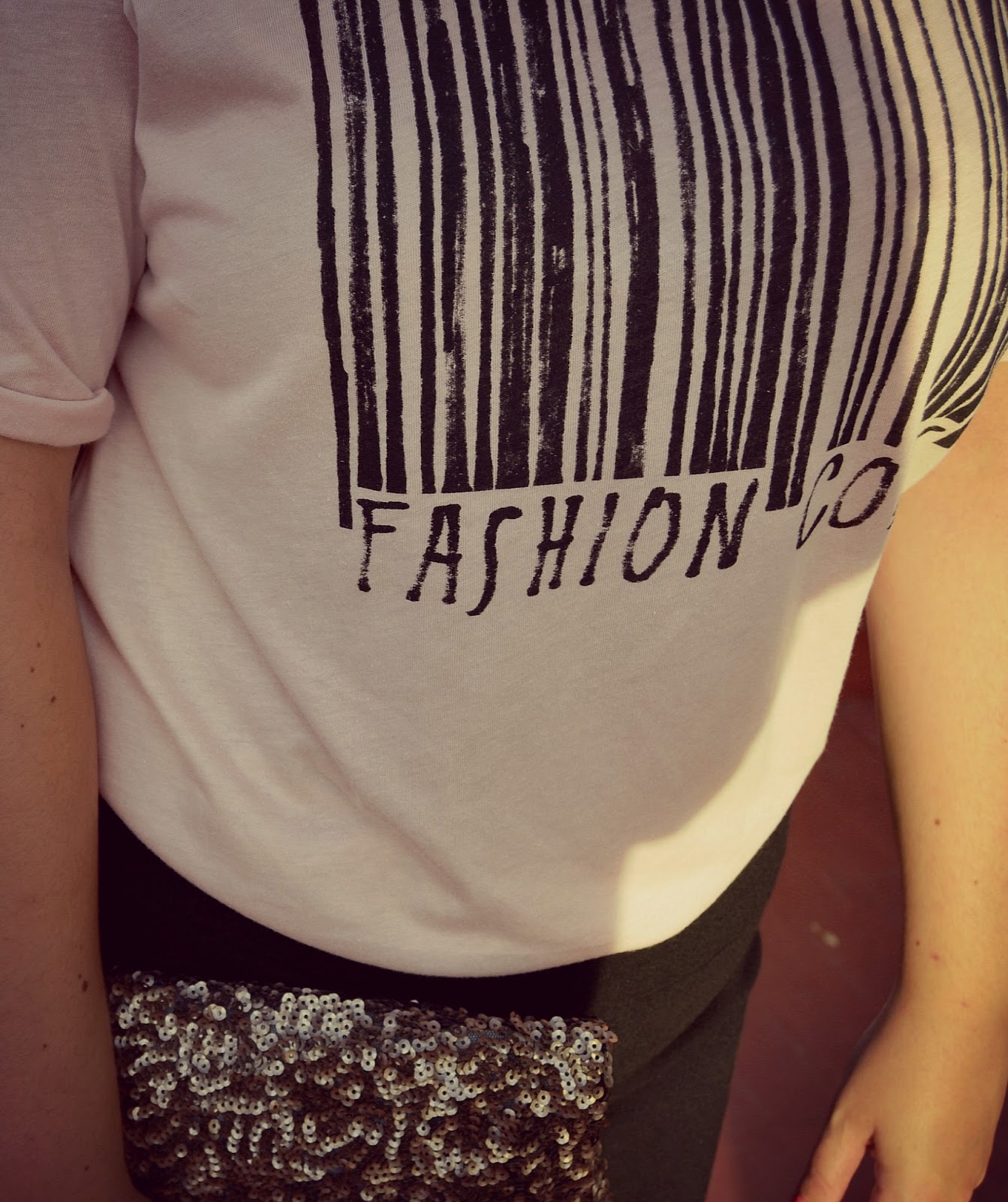 Fashion Code - Sun, Coffee and Style