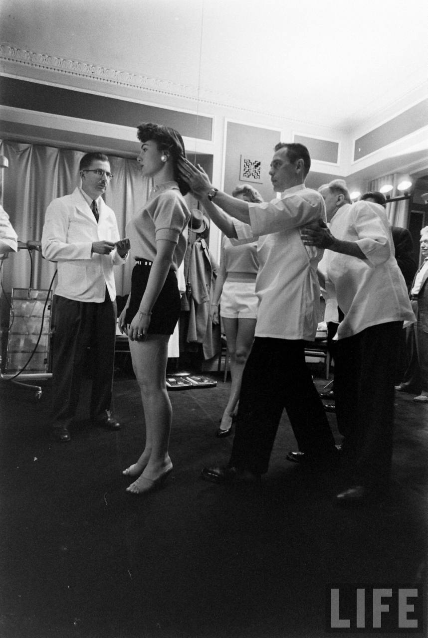 Miss Correct Posture: Pictures From a Chiropractor's Beauty Contest ...