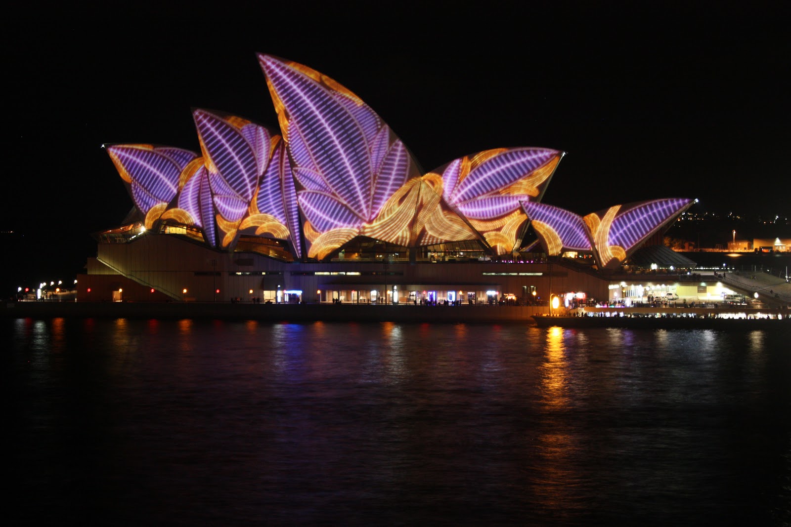 Sydney - City and Suburbs: Sydney Opera House, Vivid Sydney, Play