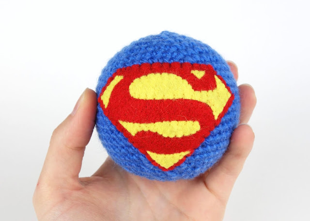 Always Arty: Crochet Superhero Balls