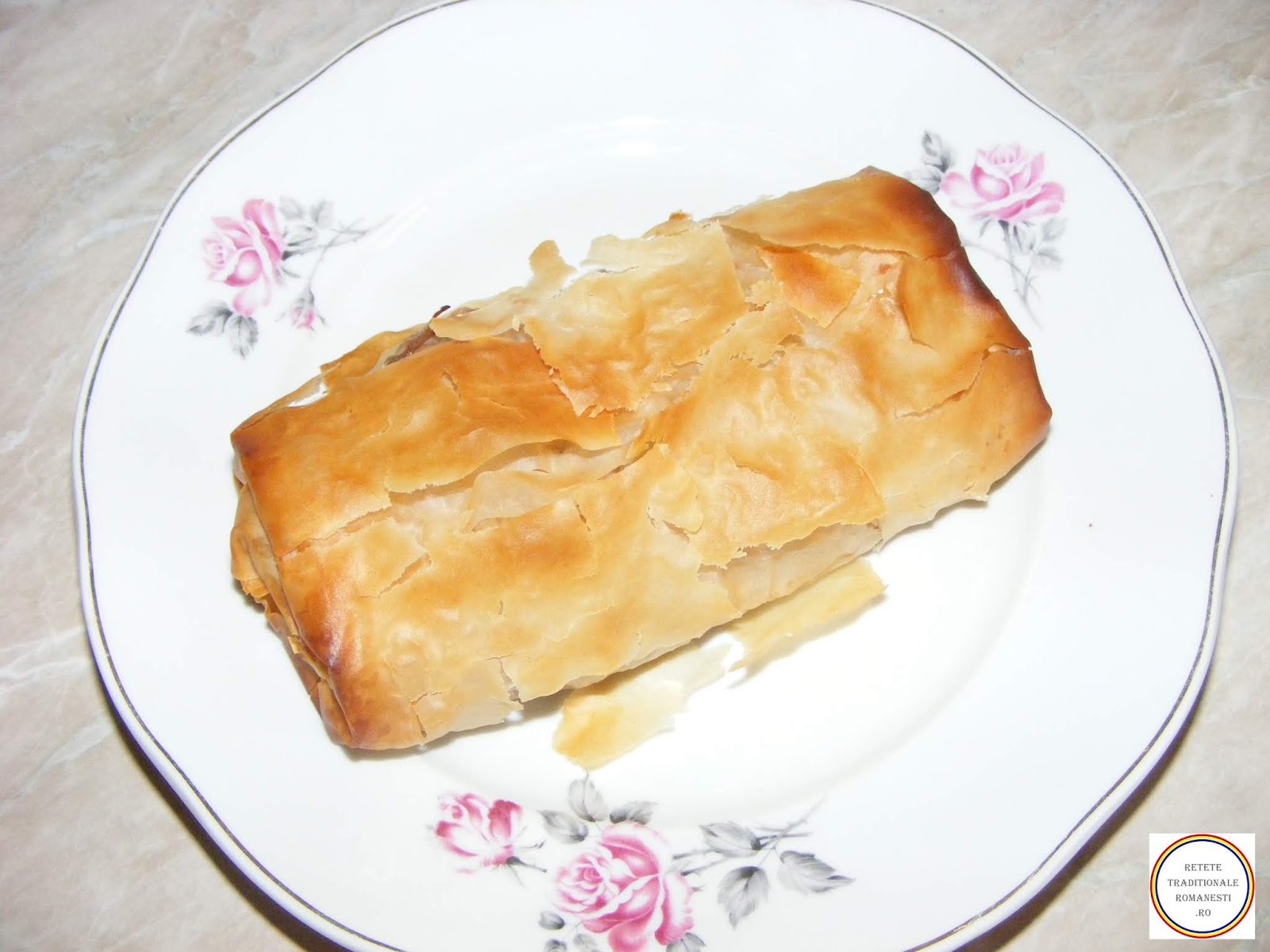 Strudel cu mere reteta | Retetetraditionaleromanesti.ro