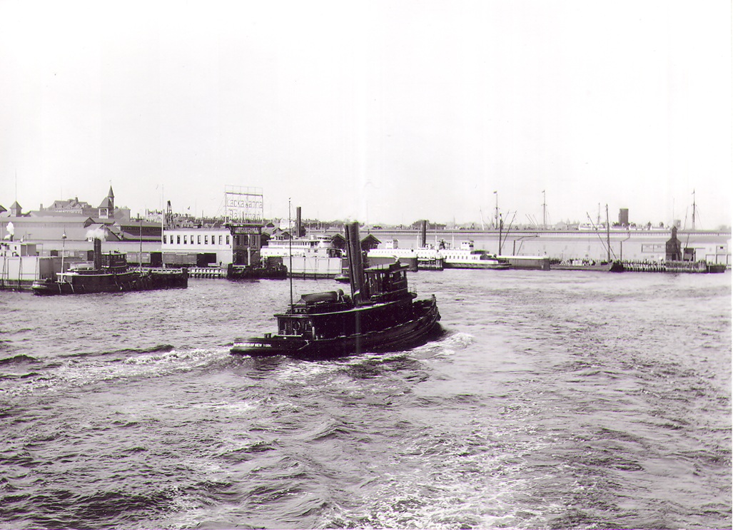 Port of New York Railroad: Unknown Tug in NY Harbor