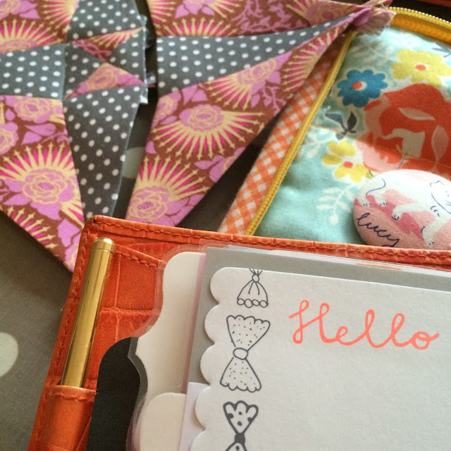 wordless wednesday / CHARM ABOUT YOU