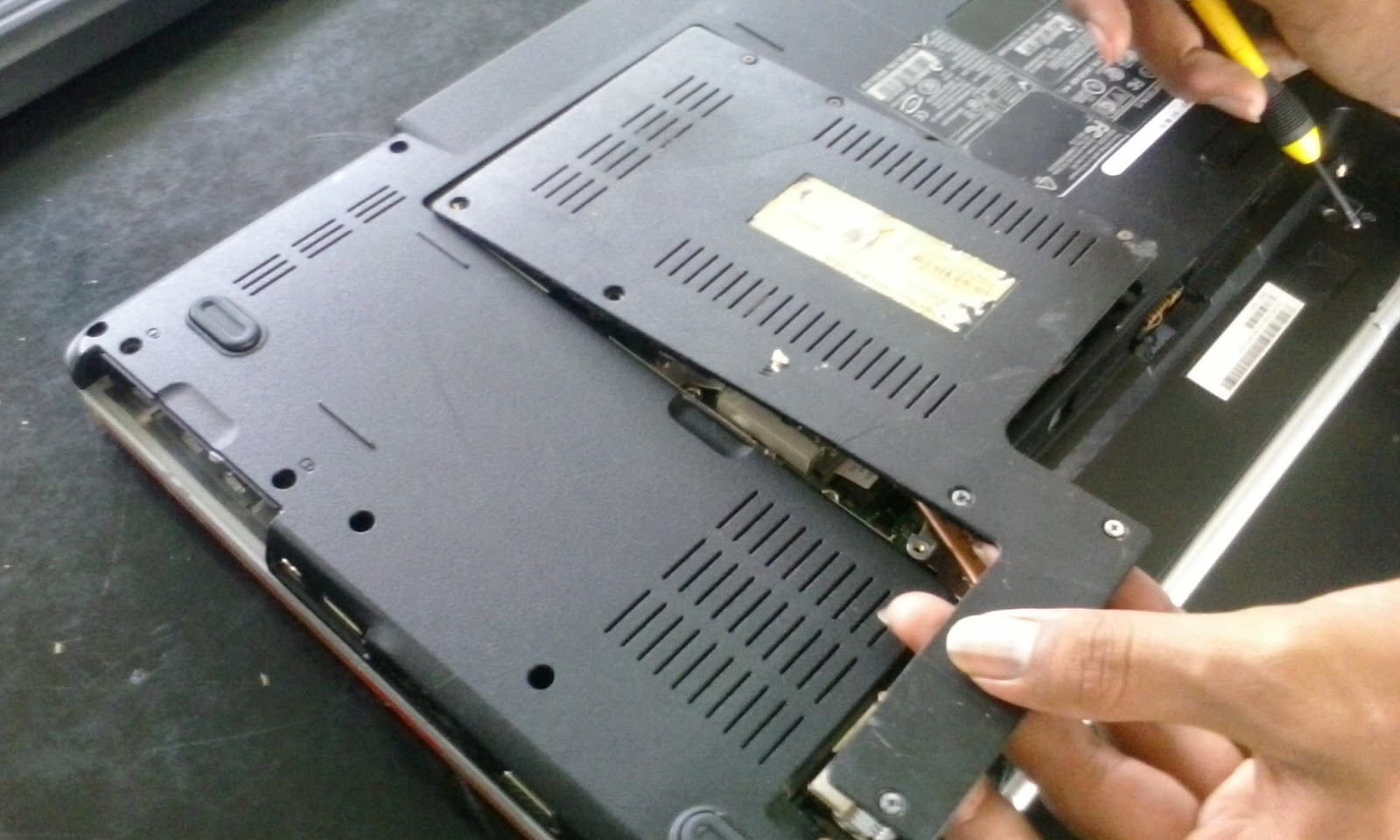 mantenimiento correctivo: mantenimiento correctivo: laptop