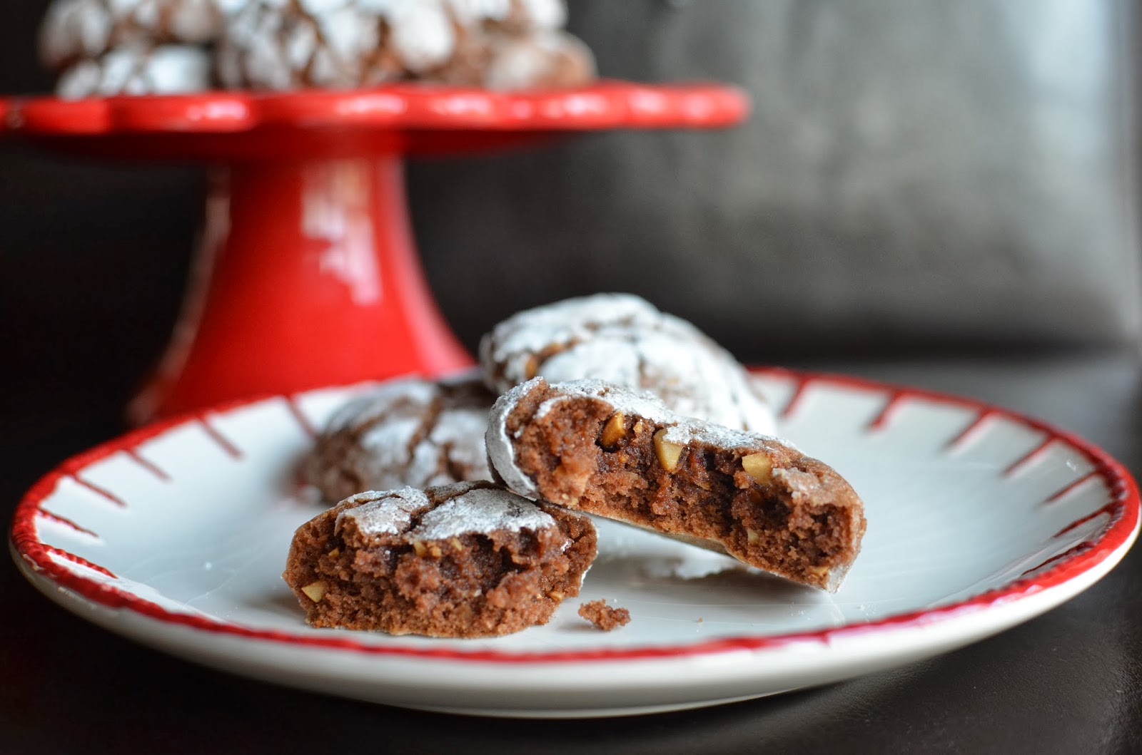 Playing with Flour: Nutella-hazelnut crinkle cookies...'Tis the season!