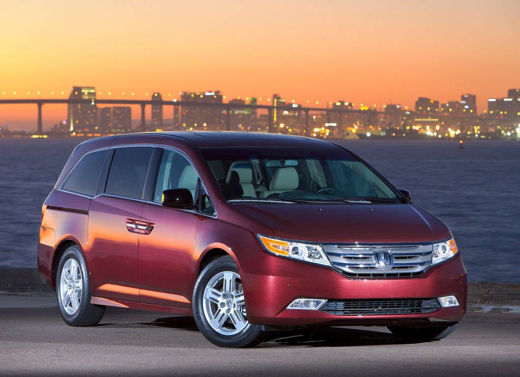 Honda Odyssey Wallpapers - Family Car 2012