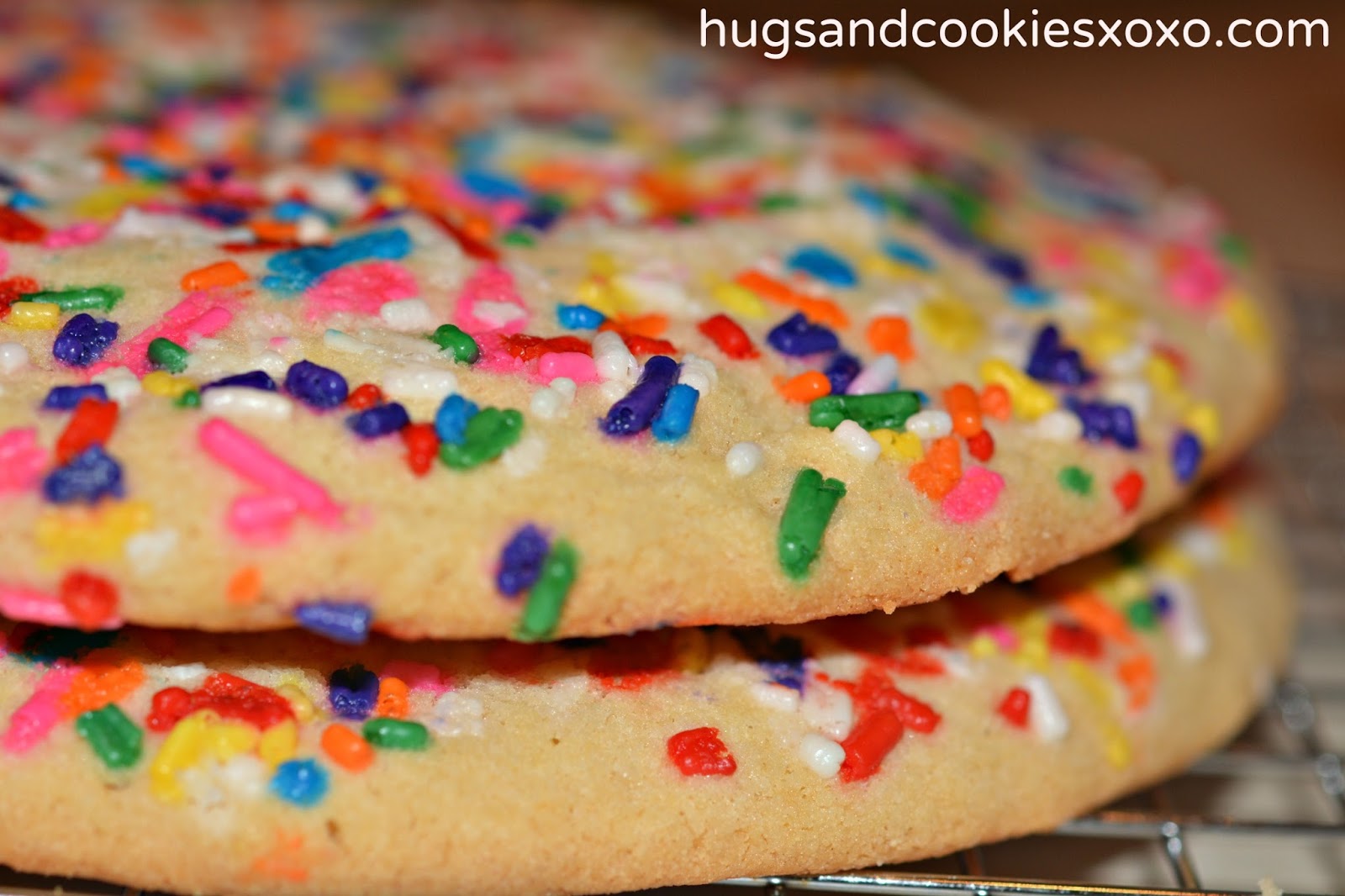 BETTER THAN A BAKERY - SPRINKLE COOKIES - Hugs and Cookies XOXO