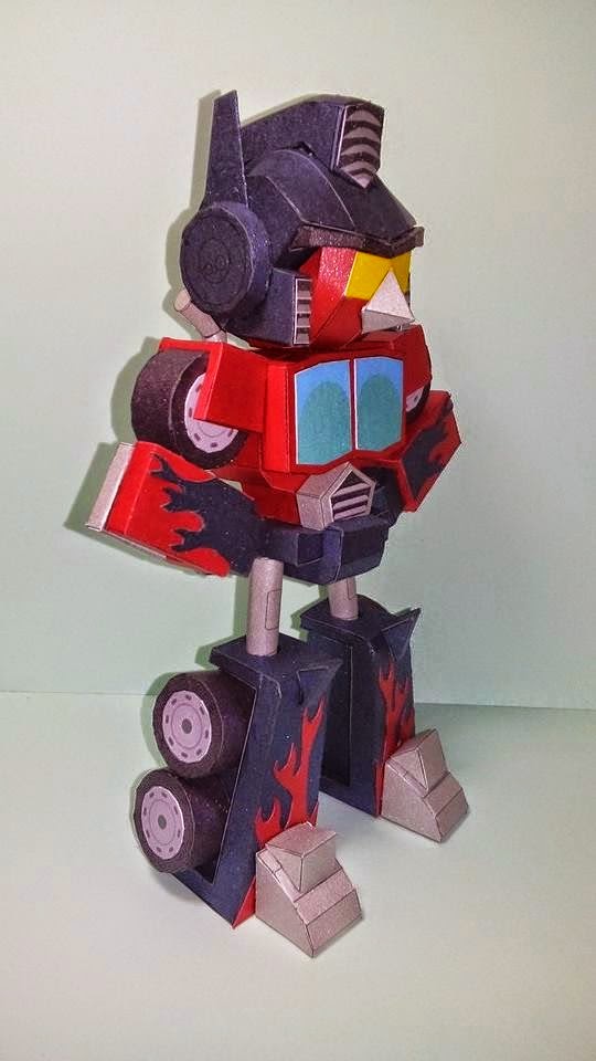 ANGRY BIRDS TRANSFORMER - RED BIRD OPTIMUS PRIME Papercraft ... ANGRY BIRDS TRANSFORMER - RED BIRD OPTIMUS PRIME Papercraft ...