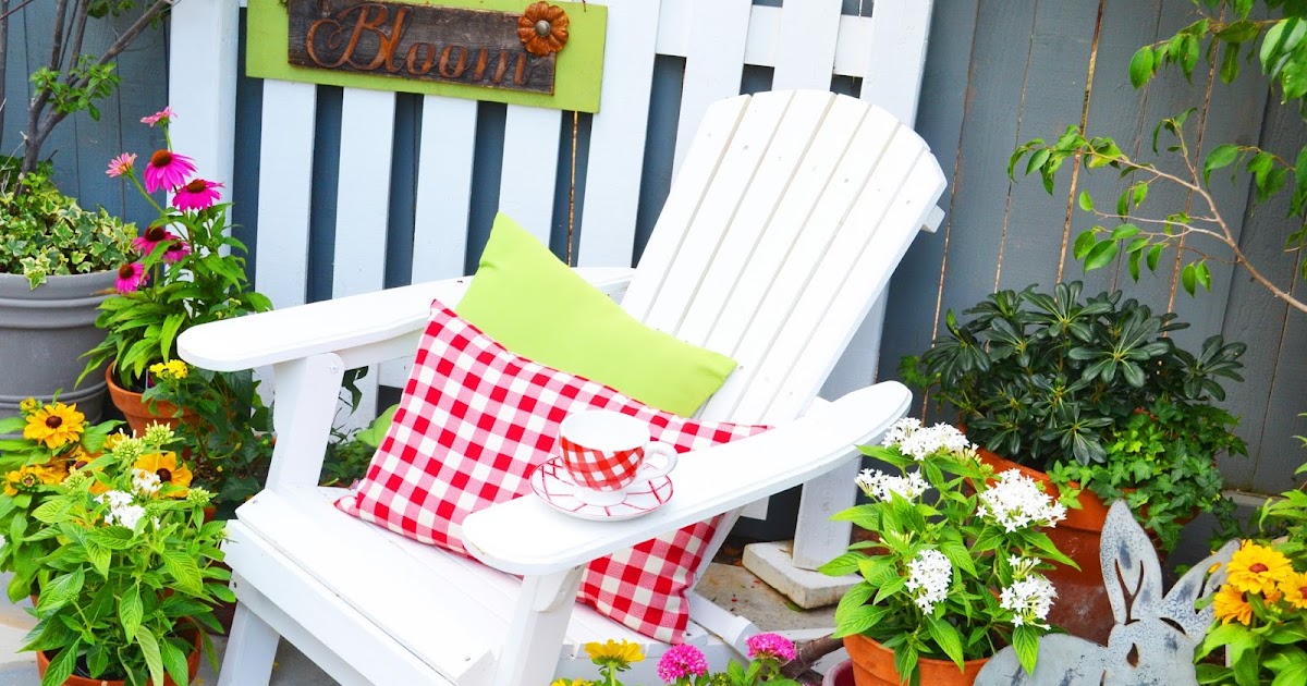 My Painted Garden: Adding Pops of Color and "Water-Wise" Garden Flowers