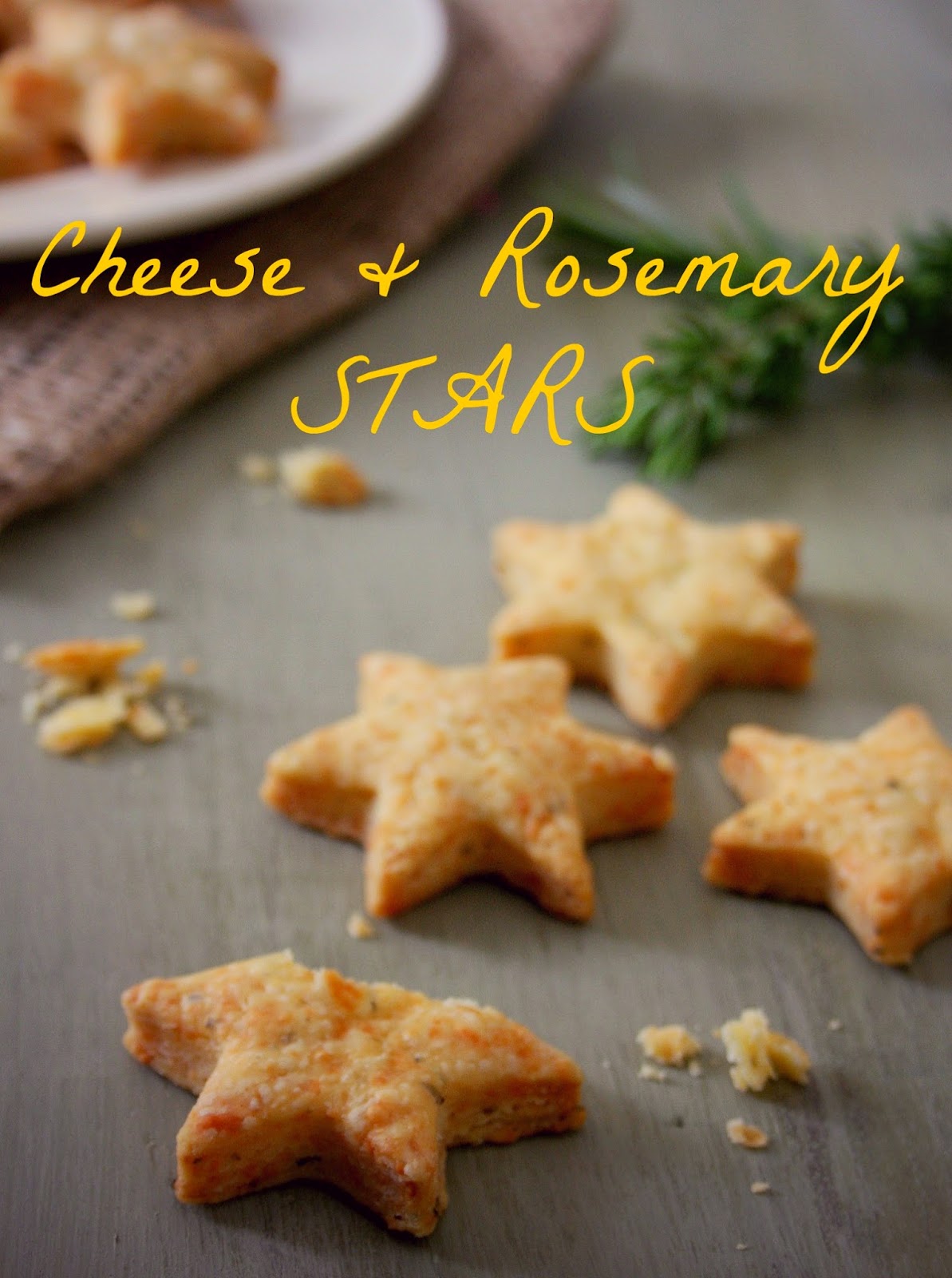 Cupcakes & Couscous: Cheese & Rosemary Stars