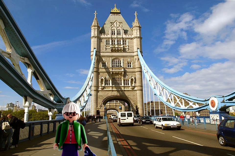 THE GRANDMA'S LOGBOOK ---: JUNE, 30 1894. LONDON'S TOWER BRIDGE IS OPENED