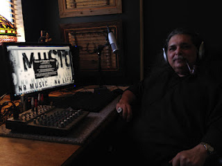 VOICE of Memphis Music: Legendary Stax Guitarist Bobby Manuel