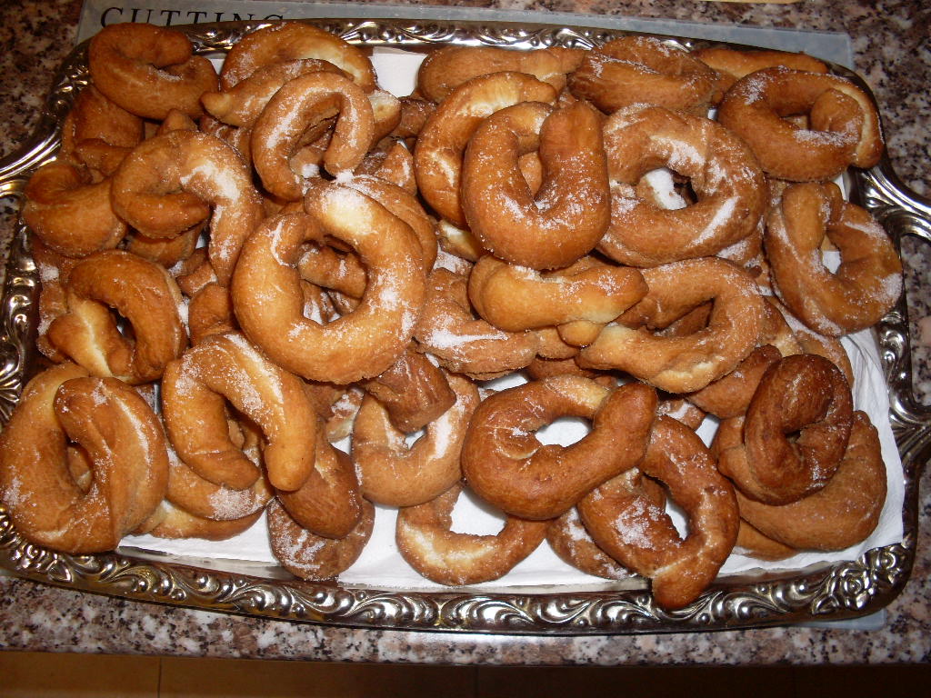 Cocinando con Sina: ROSCAS FRITAS