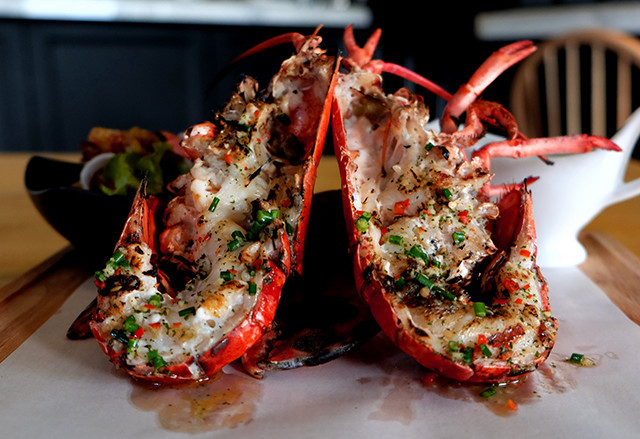 Jeannette Marshall : Paradise in ANTIGUA