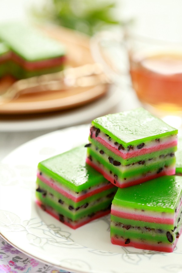 Talam Lapis Pulut Hitam - masam manis