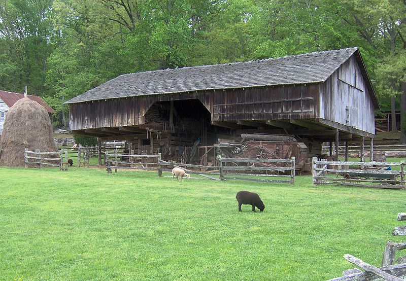 Old Barn In Tennessee Photos