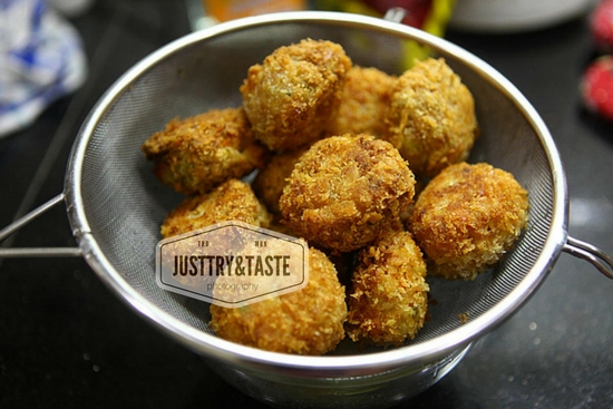 Resep Mac and Cheese Balls (Bola-Bola Makaroni dan Keju) | Just Try & Taste