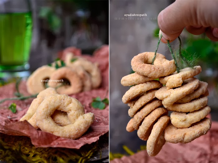 Kukis Sagu Kelapa | Momylicious