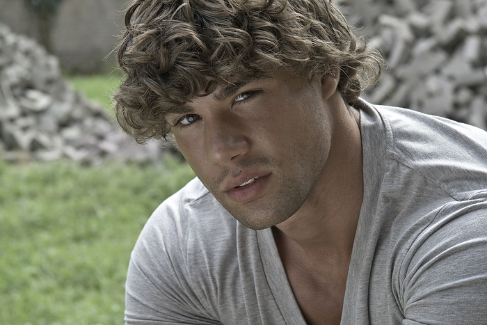 L'Homme du Jour: GREGORY VERDOES