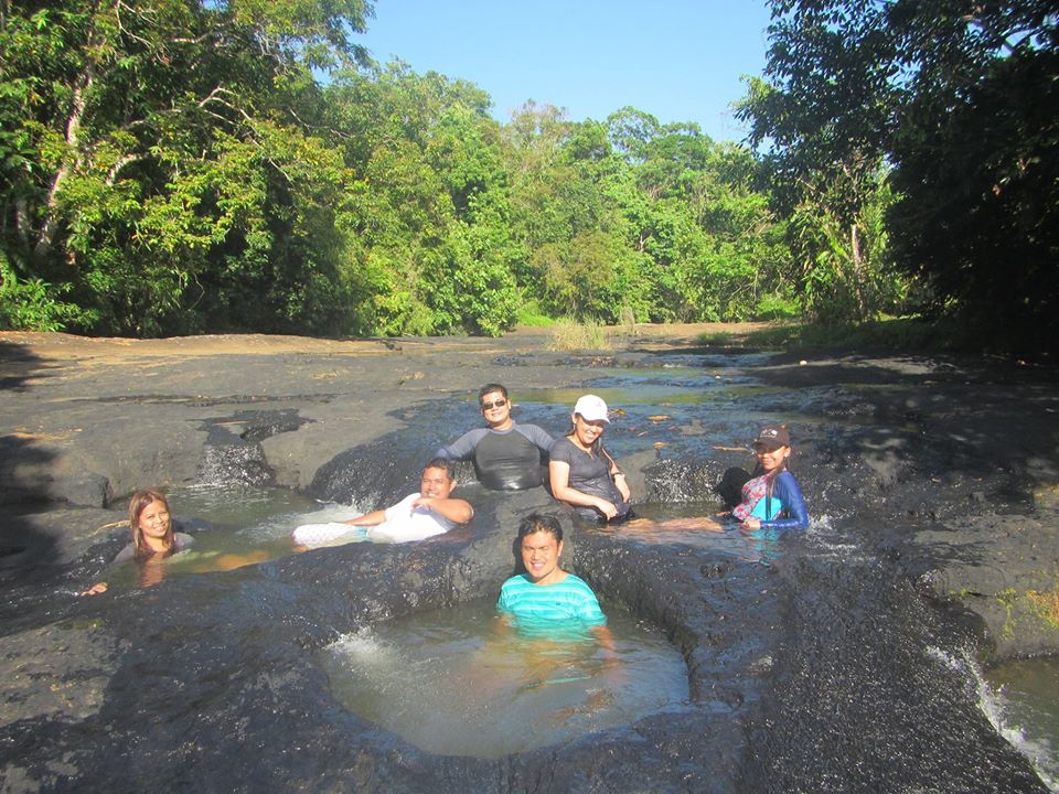 LEXICAL CROWN: ALIW FALLS IN LUISIANA OF LAGUNA