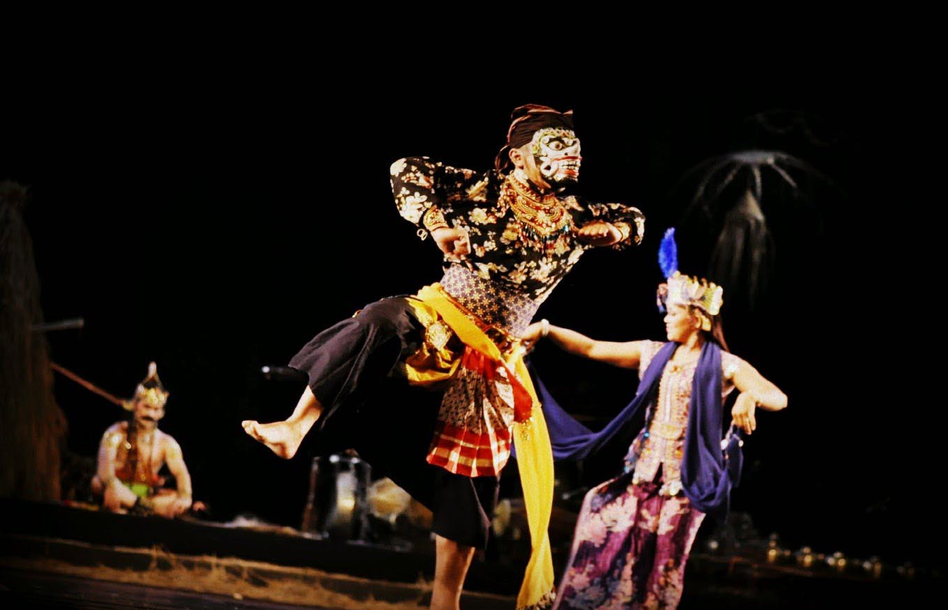 Tari Lengger, Tarian Tradisional Dari Provinsi Jawa Tengah - Cinta ...