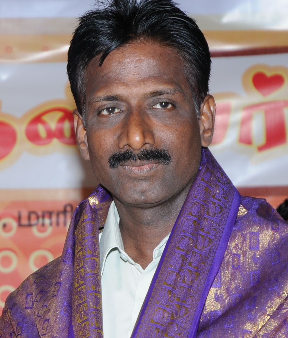 முனைவர் நா.இளங்கோ -மலையருவி: தகவல் தொடர்புச் சாதனங்களும் கதையாடலும் ...