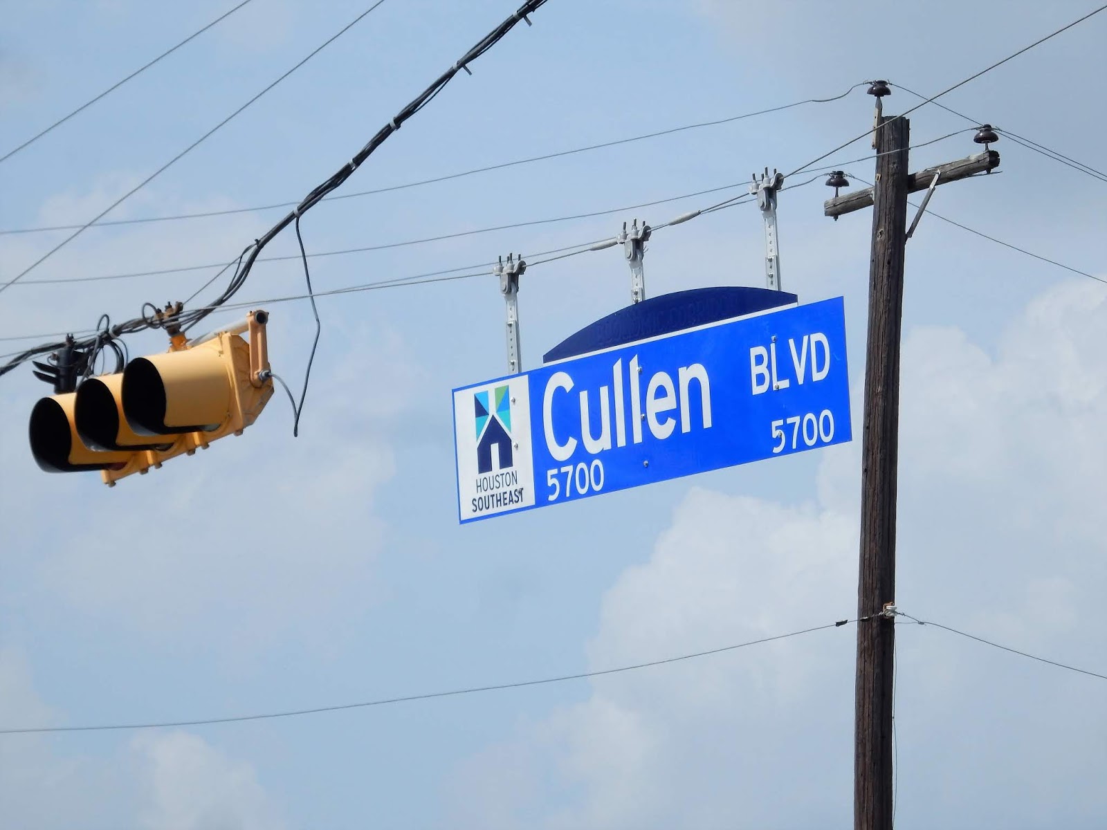 Houston in Pics: Houston Southeast Street Name Signage