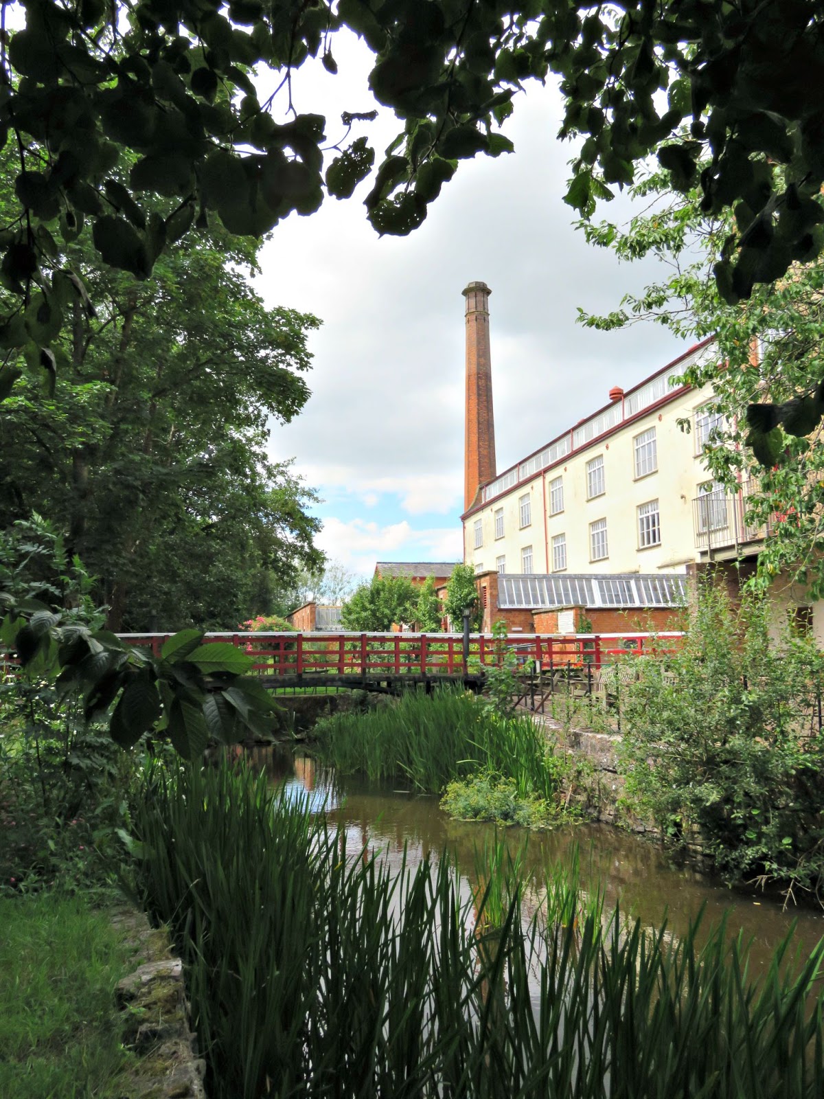just saying ...: Coldharbour Mill: a little piece of knitting history ...