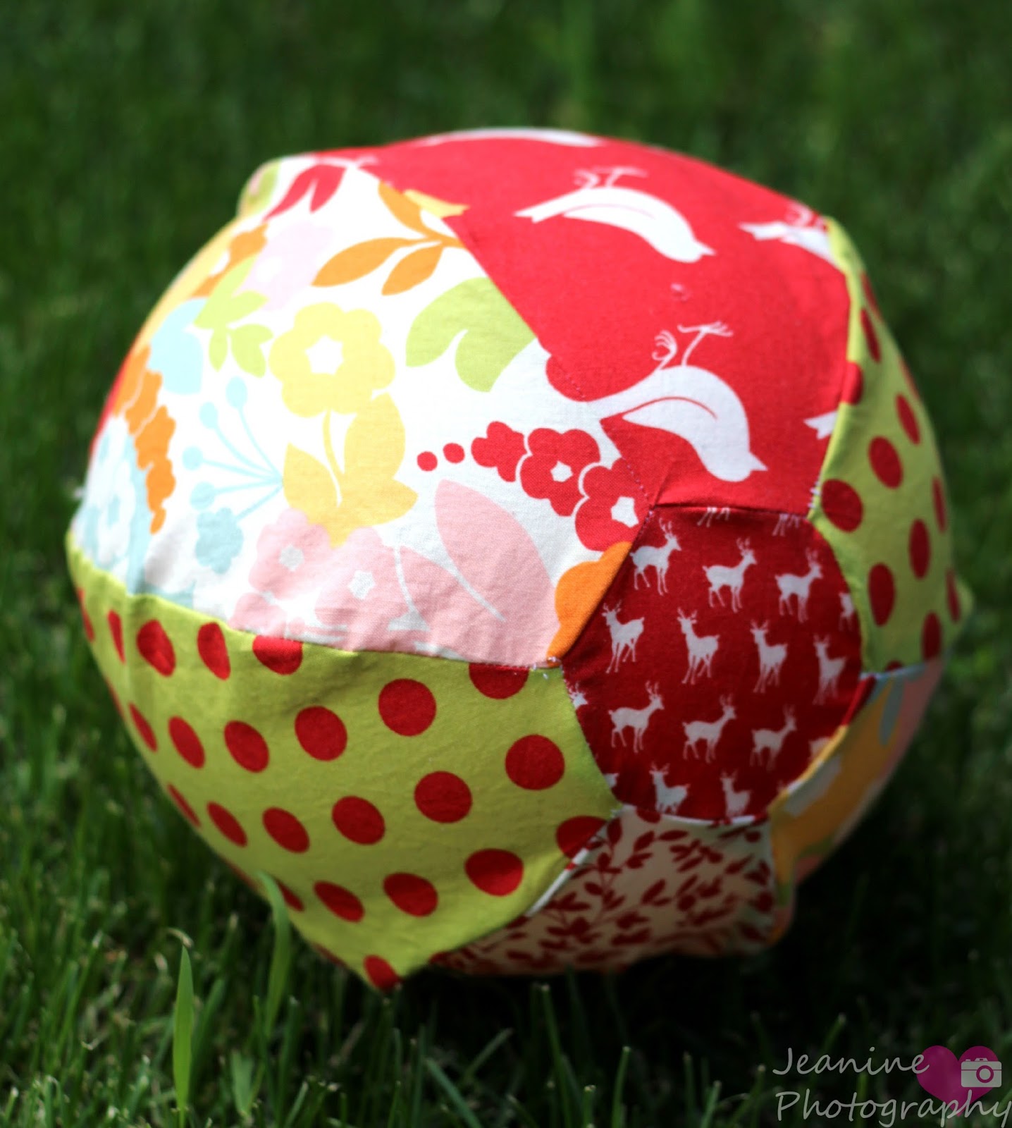Balloon Cover by Little Lizard King — Pattern Revolution